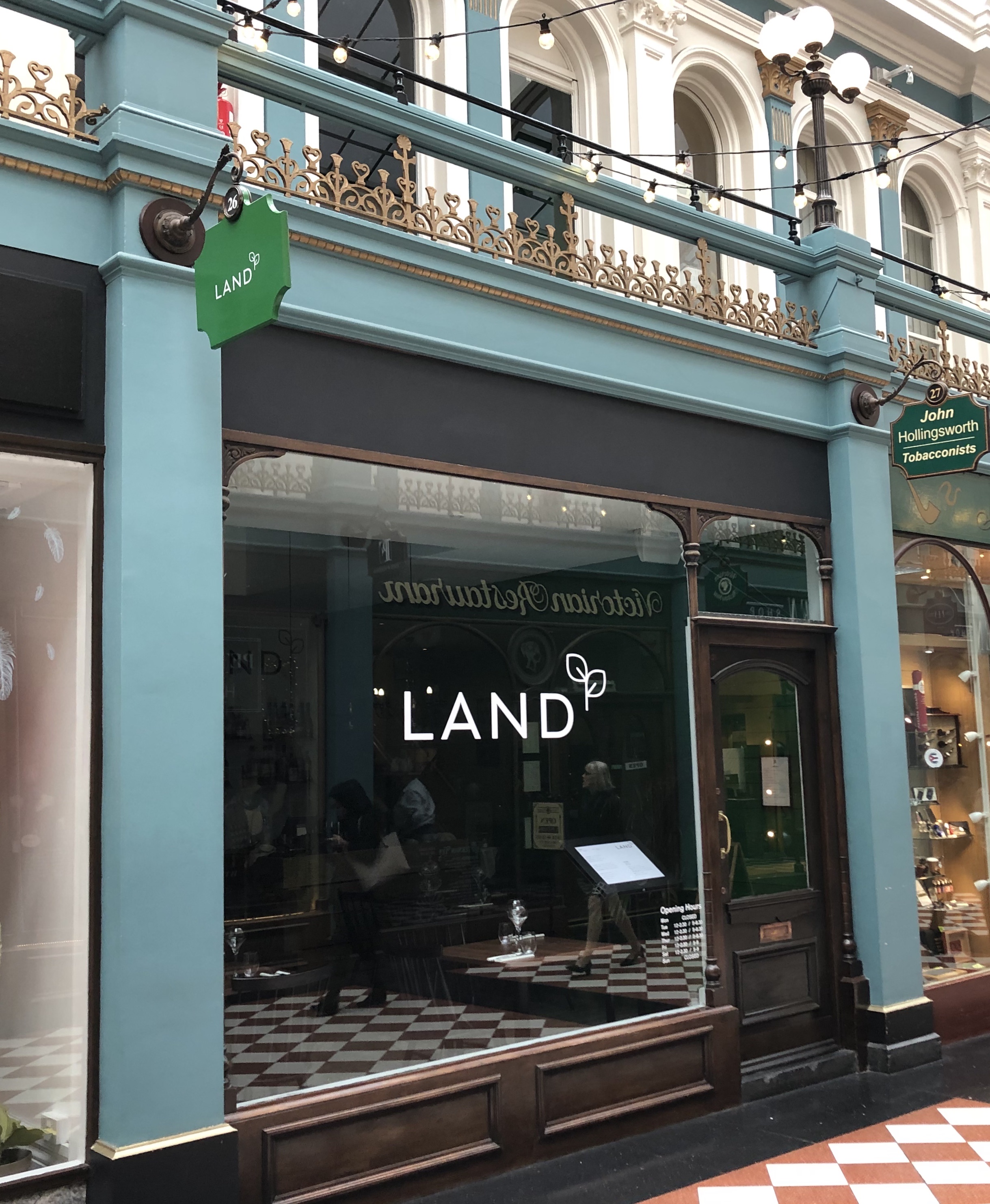 Land, it’s all in the ingredients: Restaurant Review. | veggiefoodie